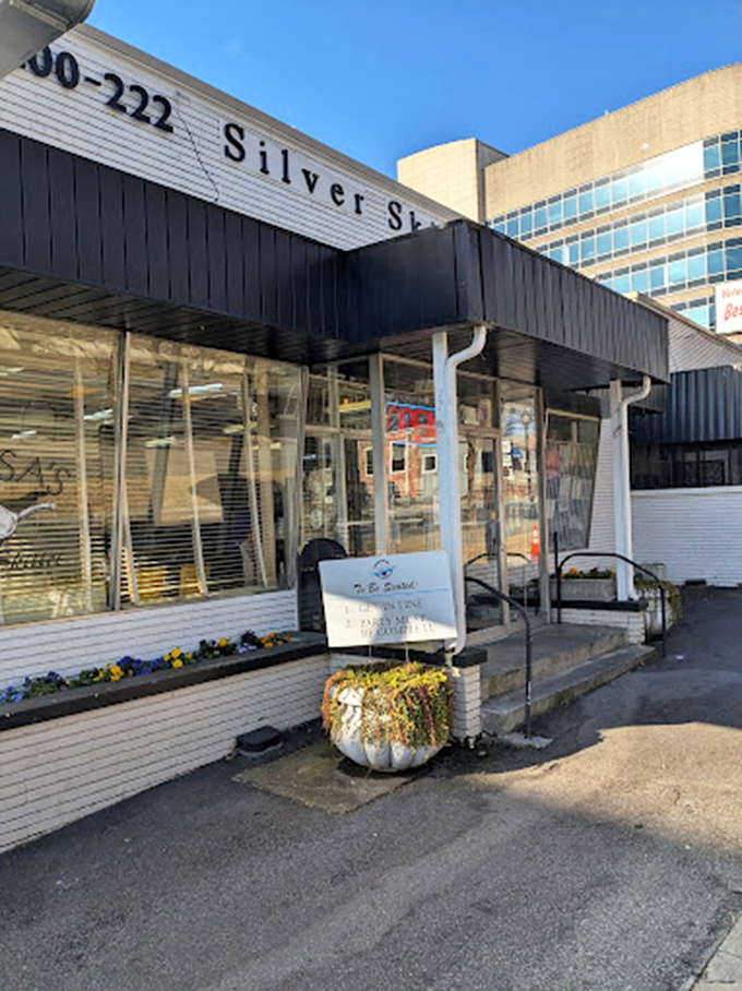 The entrance to breakfast nirvana, where a simple white building houses some of Georgia's most satisfying Southern cooking.