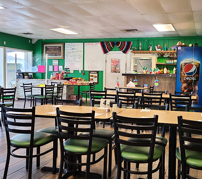 Empty tables never stay that way for long. The numbered table markers are counting down to your food happiness.