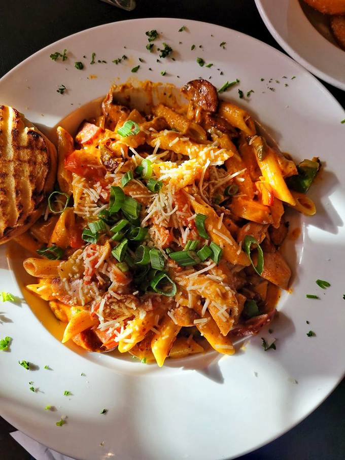 Pasta that's dressed better than most people at the mall, with fresh herbs standing in as the perfect accessories.