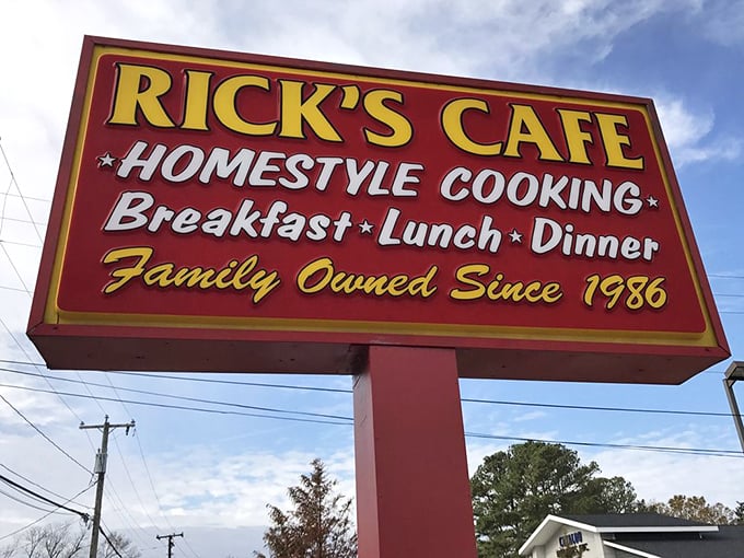 Family Owned Since 1986&mdash;the sign says everything about why the food tastes like someone's grandmother is in the kitchen, lovingly watching over every plate.