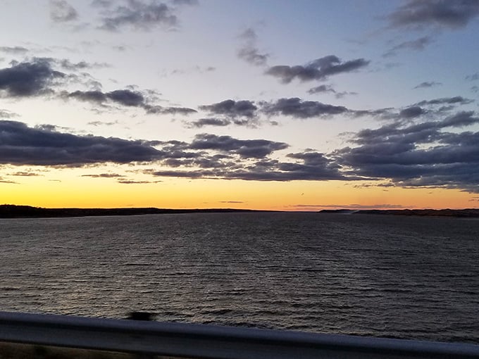 Sunsets at Tuttle Creek perform their magic act daily&mdash;transforming ordinary water into liquid gold and making time stand gloriously still.
