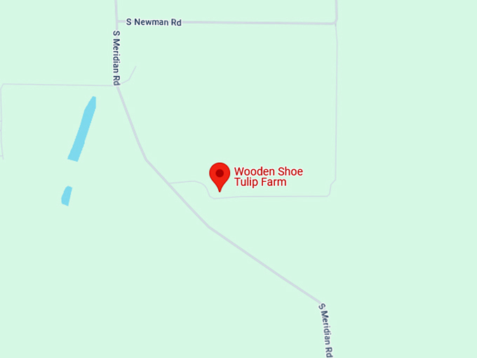 16. wooden shoe tulip farm map