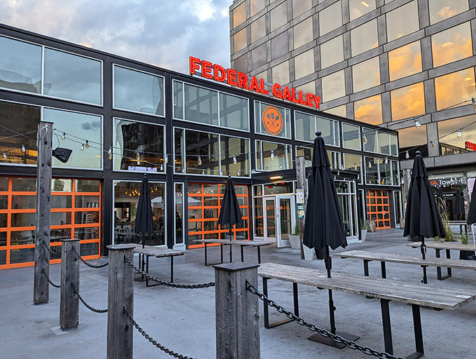 Federal Galley: Modern glass fortress by day, barbecue battlefield by night. Where Pittsburgh's tech-savvy meets Texas-worthy smoke.