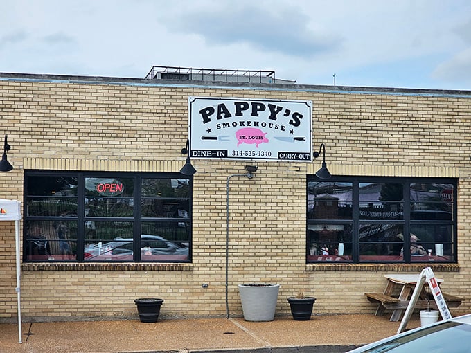 Pappy's iconic storefront beckons like a barbecue lighthouse, that striped awning practically whispering "follow your nose to happiness."