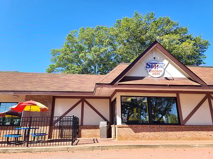 The quintessential Chicago-style experience tucked into suburban Atlanta&mdash;where that wooden fa&ccedil;ade houses hot dog dreams worthy of a Midwestern pilgrimage.