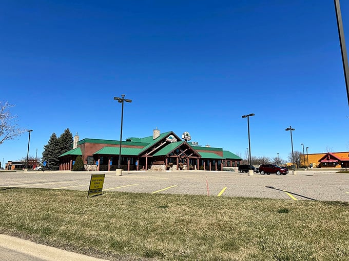 Where wilderness meets fine dining! This log palace promises steaks as impressive as its timber frame architecture.