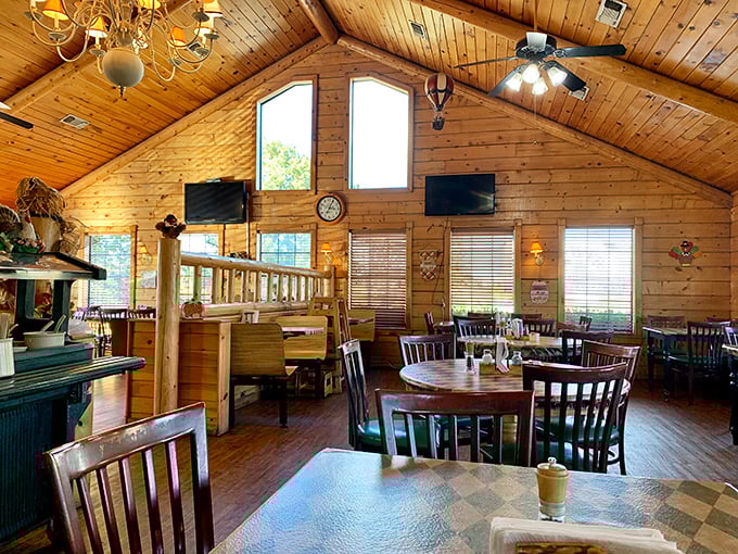 Warm wooden walls, vaulted ceilings, and simple furnishings create the perfect backdrop for serious eating. This isn't fancy&mdash;it's something better: authentic.