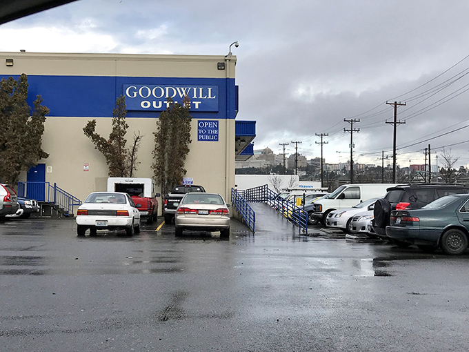 Rain-soaked parking spots fill quickly on deal days, with savvy shoppers arriving early to claim first dibs on fresh merchandise.