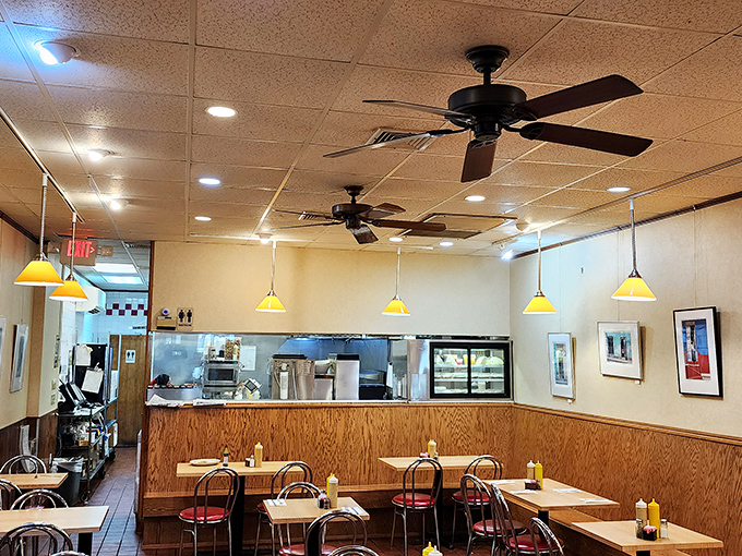 Step into a time machine disguised as a deli. Yellow lamps and wood paneling? Check. Mouthwatering aromas? Double check!