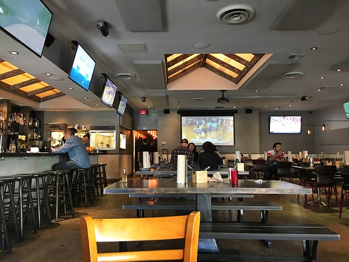 Inside, the modern industrial space balances casual comfort with just enough polish to remind you you're still in LA, not Texas&mdash;though your taste buds might argue otherwise.