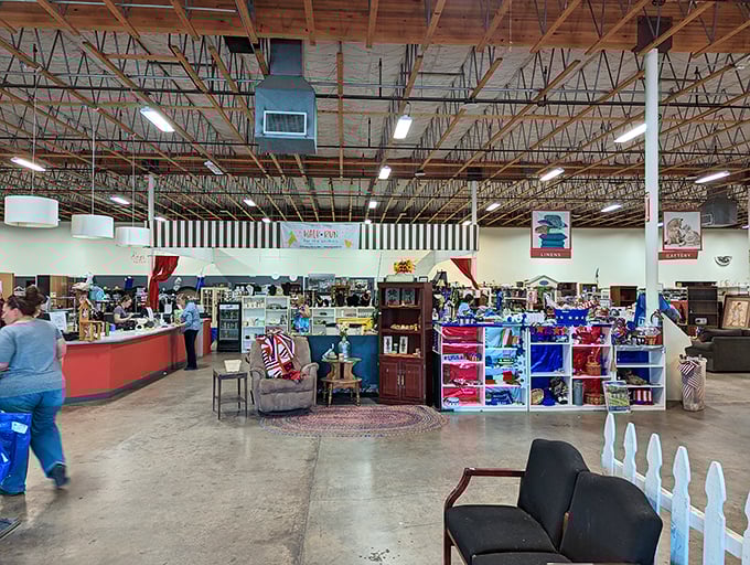 Inside ReTails, the adventure begins. High ceilings and organized chaos create the perfect backdrop for treasure hunters with time to spare.