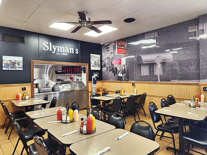 No-frills dining at its finest &ndash; where the ceiling fans circulate the intoxicating aroma of slow-cooked corned beef throughout the room.