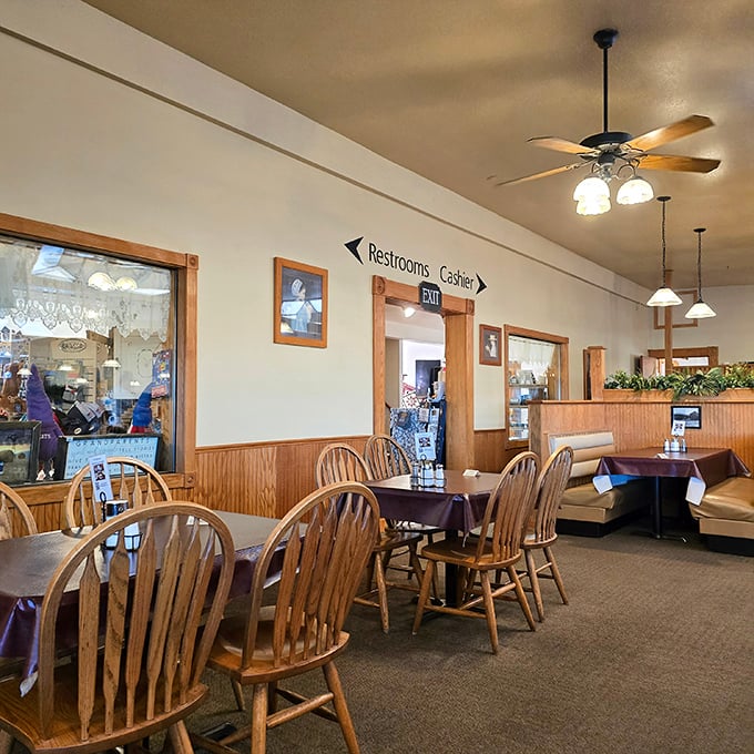 Simple wooden chairs and homey d&eacute;cor set the stage for culinary greatness. In this dining room, calories don't count and conversations flow freely.