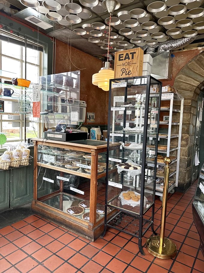 Pie tins as ceiling art? Genius! This whimsical interior design choice tells you everything: here, pie isn't just food&mdash;it's worthy of gallery-level appreciation.