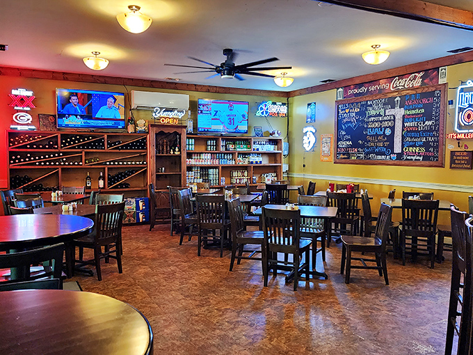 Warm yellow walls, wooden beams, and that magnificent chalkboard menu&mdash;this is what happens when "cozy" and "delicious" decide to get married.