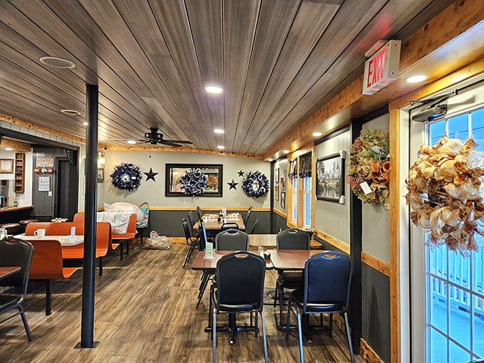 Wooden ceiling beams, country-style decor, and comfortable seating create that perfect small-town ambiance. It's like dining in your favorite aunt's living room&mdash;if your aunt were an exceptional cook.