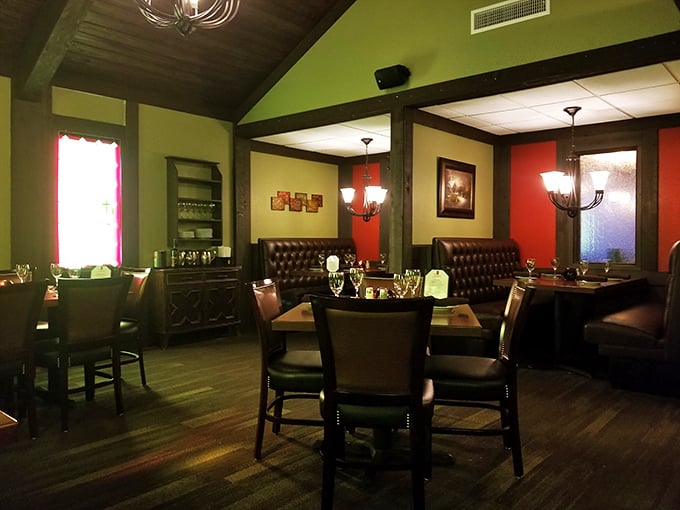 The dining room's rich colors and leather booths create the perfect backdrop for what's about to be the main character of your evening&mdash;dinner.