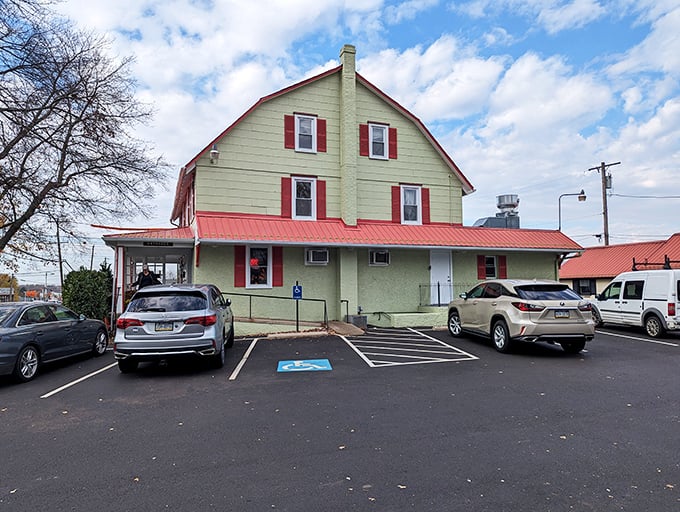 Cross Keys Diner looks like it was plucked straight from a Norman Rockwell painting&mdash;if Norman had a serious craving for scrapple.