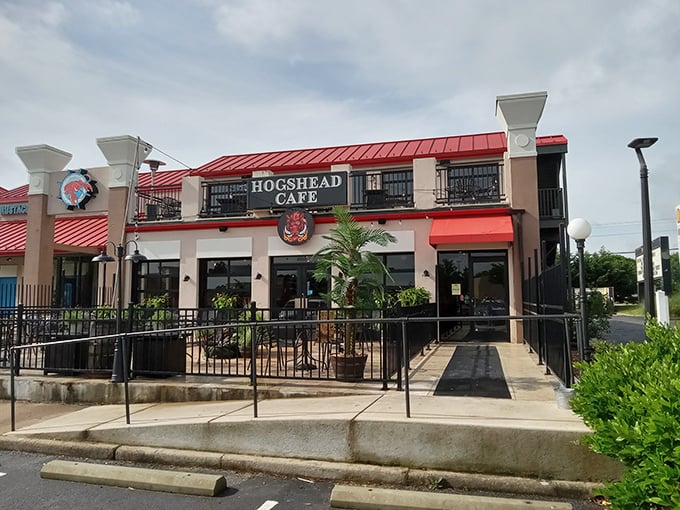 HogsHead Caf&eacute;'s inviting patio promises the kind of meal that requires extra napkins and zero regrets.