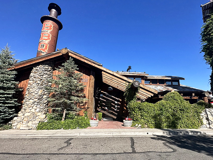 Red's Old 395 Grill looks like Paul Bunyan's vacation home, but inside they're serving steaks that would make even his blue ox jealous.