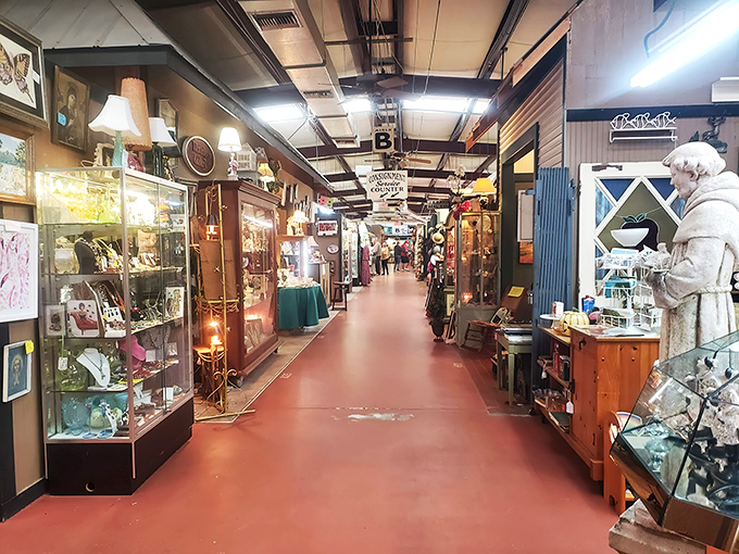 Renninger's iconic green-roofed buildings house enough antiques to make the "American Pickers" guys weep with joy.