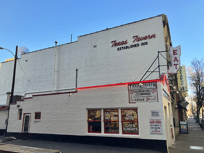 Texas Tavern &ndash; where "everything" means exactly that, and portion control is someone else's problem.