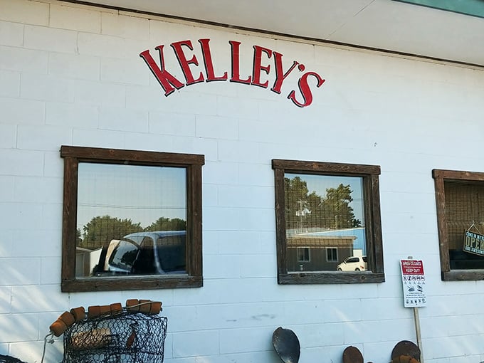 Kelley's Fish & Seafood: That little blue door with the porthole window? It's actually a portal to seafood heaven, no passport required.