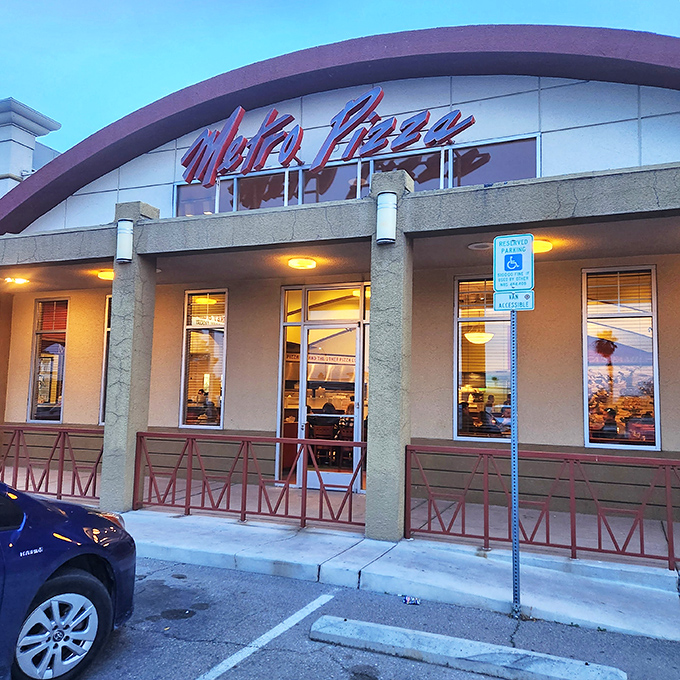  Metro Pizza: No slot machines, just the sure bet of perfectly consistent pizza. That curved architectural touch says "we take design as seriously as dough."