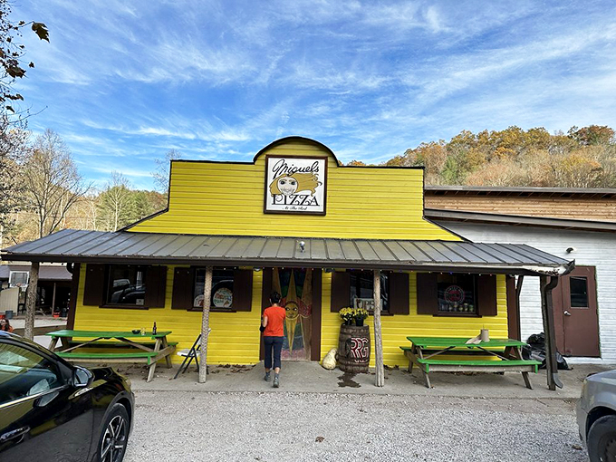 Where climbers and hikers converge for post-adventure pies that are worth scaling mountains to reach.