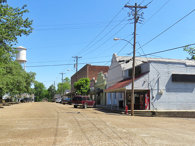 The classic small-town charm of Woodville's historic district makes you want to pull up a rocking chair and stay awhile.