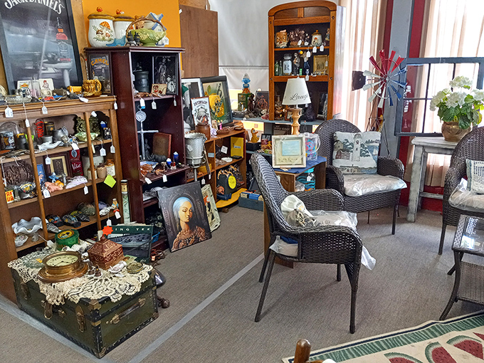 This cozy nook feels like stepping into your eccentric aunt's living room&mdash;if your aunt collected everything from classical portraits to vintage wicker with impeccable taste.