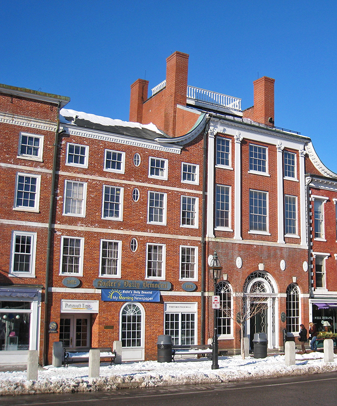 This stately brick building exemplifies Portsmouth's Georgian architecture &ndash; the 18th century equivalent of showing off to the neighbors, but with impeccable taste.