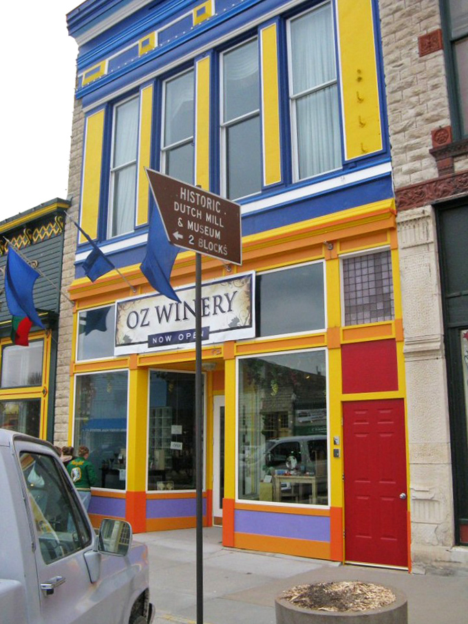 The Oz Winery's technicolor exterior is as bold as its wines. Even the Cowardly Lion would find courage to try their "Squished Witch" red.