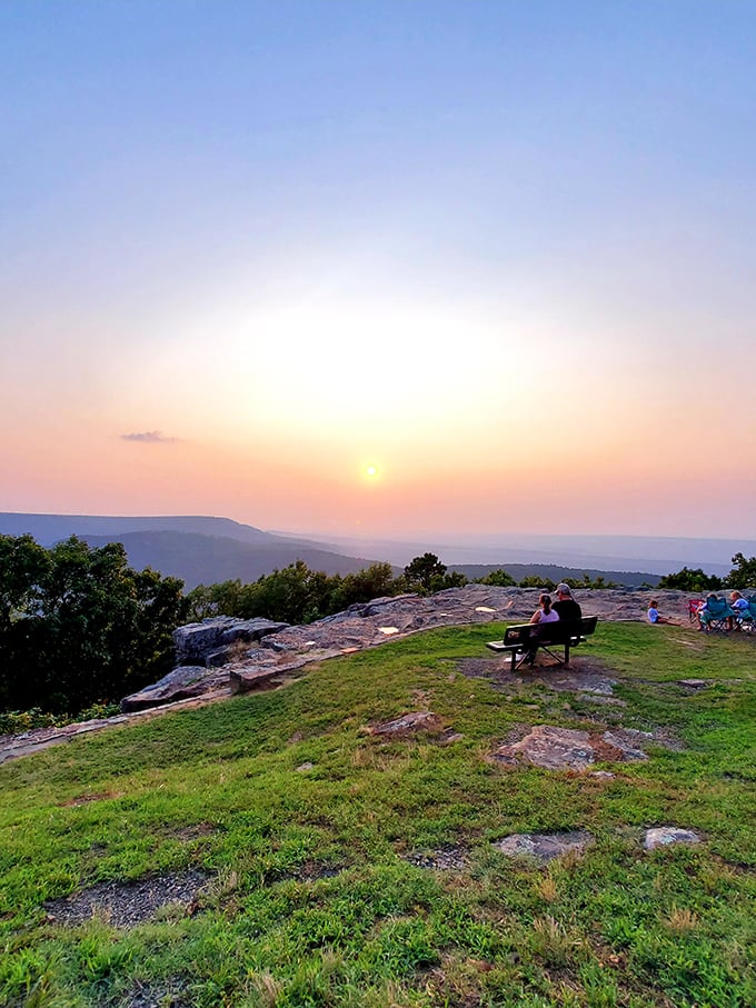 Front-row seats to nature's greatest show don't require tickets&mdash;just the willingness to wake up when most Netflix bingers are finally going to bed.