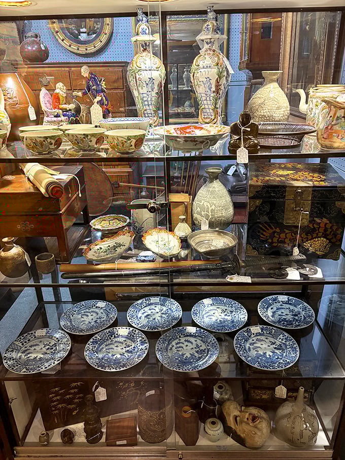 These blue and white porcelain pieces have witnessed more dinner parties than most of us ever will&mdash;and they're ready for more.