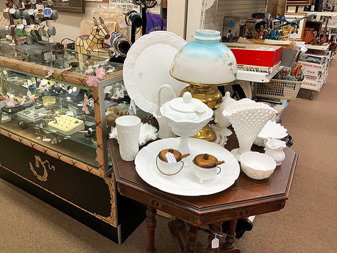 Milk glass heaven! These pristine white pieces are the ghosts of elegant dinner parties past, waiting for their next soir&eacute;e.