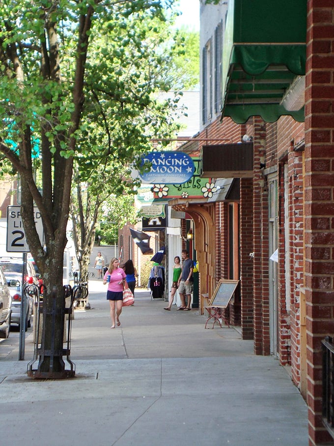 Strolling King Street feels like walking through the opening scene of a Hallmark movie&mdash;complete with charming storefronts and zero parking anxiety.