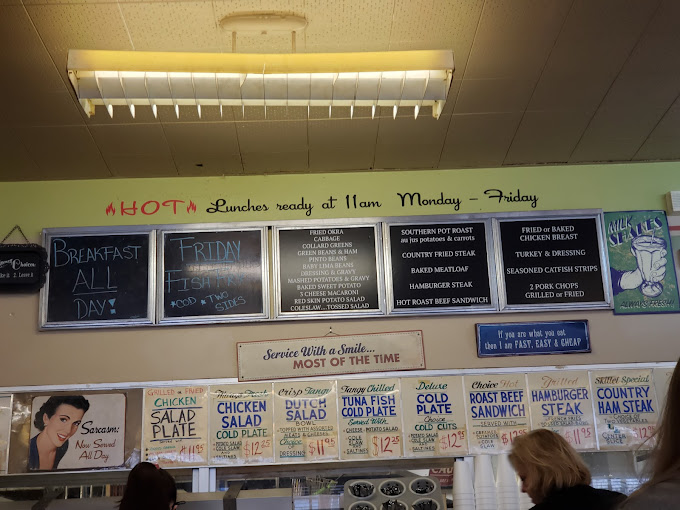 The menu board tells you everything you need to know: this is a place that knows exactly what it is. No kale smoothies here, just Southern classics done right.