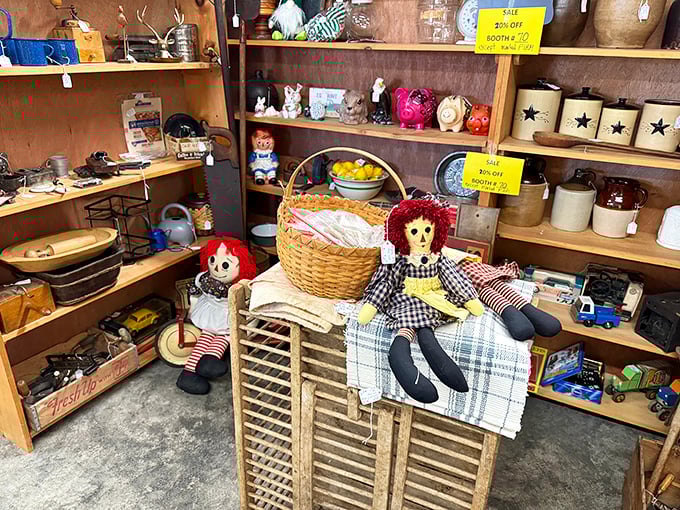 Raggedy Ann meets farmhouse chic in this cozy corner of Americana. Those fabric friends have stories to tell, if only dolls could talk!