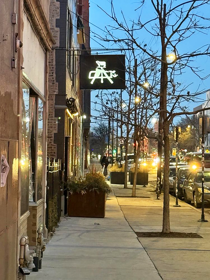 Beef speakeasy alert! This inconspicuous brick fa&ccedil;ade in Chicago conceals butcher-shop-meets-fine-dining magic that will haunt your taste memories.