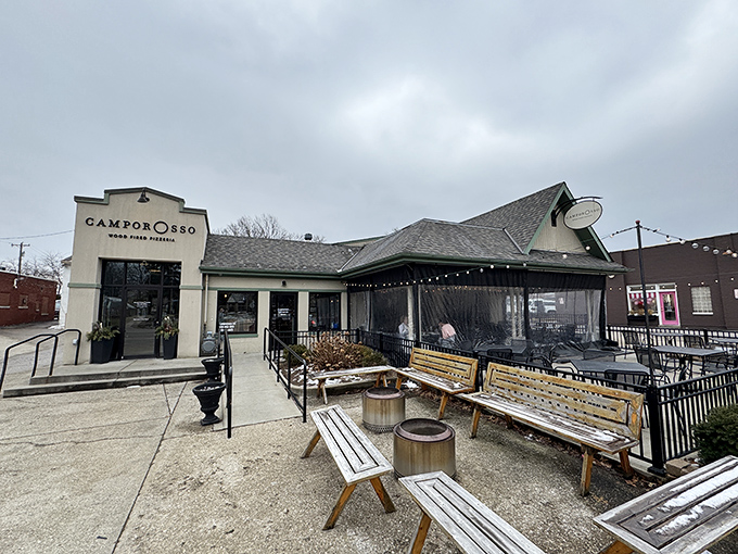 Camporosso: Modern elegance meets wood-fired tradition. The kind of patio where one pizza leads to three hours of conversation.