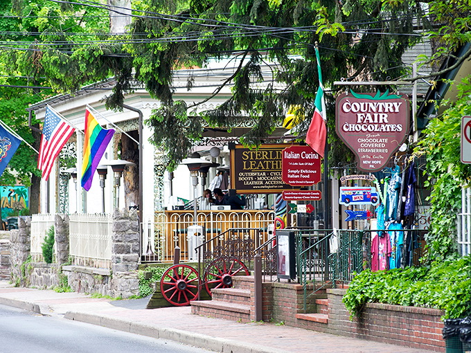 New Hope's storefronts burst with artistic flair &ndash; where shopping feels like a treasure hunt led by bohemian spirits.