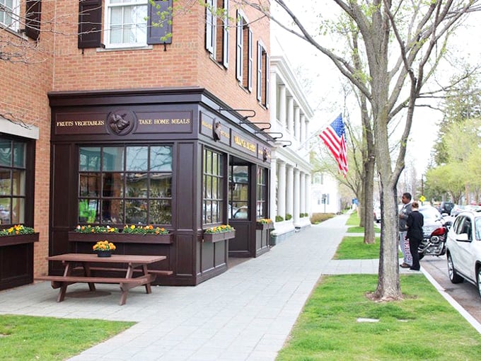 Lakeside magic happens in Aurora, where every building seems to have graduated with honors in charm.