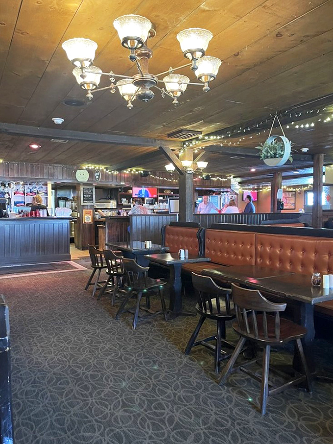 Step inside the Bratskellar and time travels backward&mdash;to an era when wood paneling was stylish and pizza was an art form.