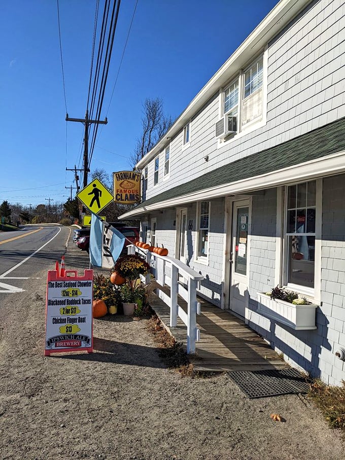 The kind of roadside spot that makes you slam on the brakes when you see locals lined up outside.