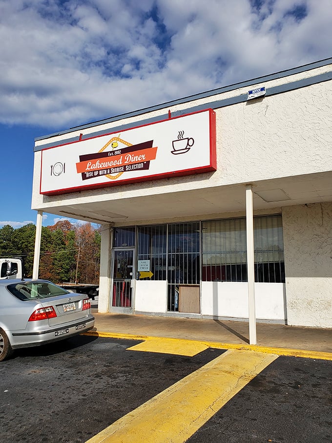 Behind this modest fa&ccedil;ade lies a breakfast that will make you question why you ever bothered with avocado toast and fancy coffee drinks.