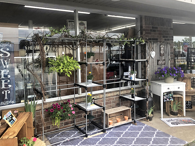 Garden treasures and home decor that transforms "Home Sweet Home" from a saying into your actual living space.