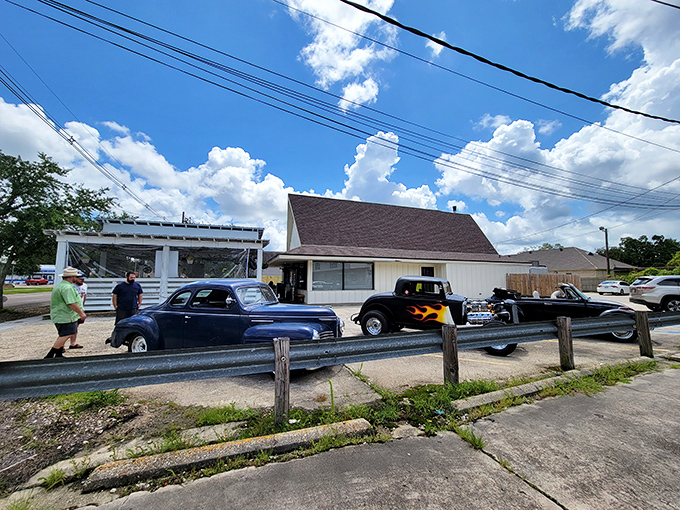 The kind of patio that makes you want to cancel all your plans and spend the day playing games and eating wood-fired perfection.