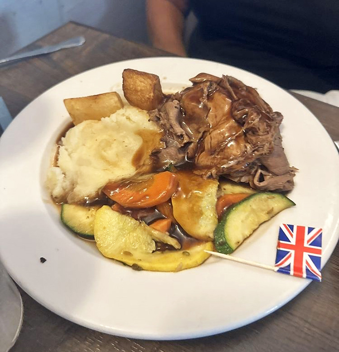 The star of the show: roast beef so tender, it practically melts on your plate. A taste of Sunday dinner, any day of the week.