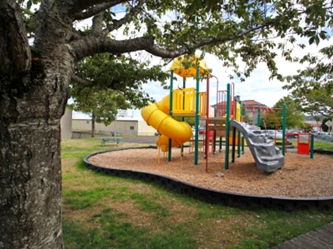 City Park: Even the playgrounds in Astoria come with a side of charm. This colorful oasis gives kids room to roam while parents soak in the scenery.